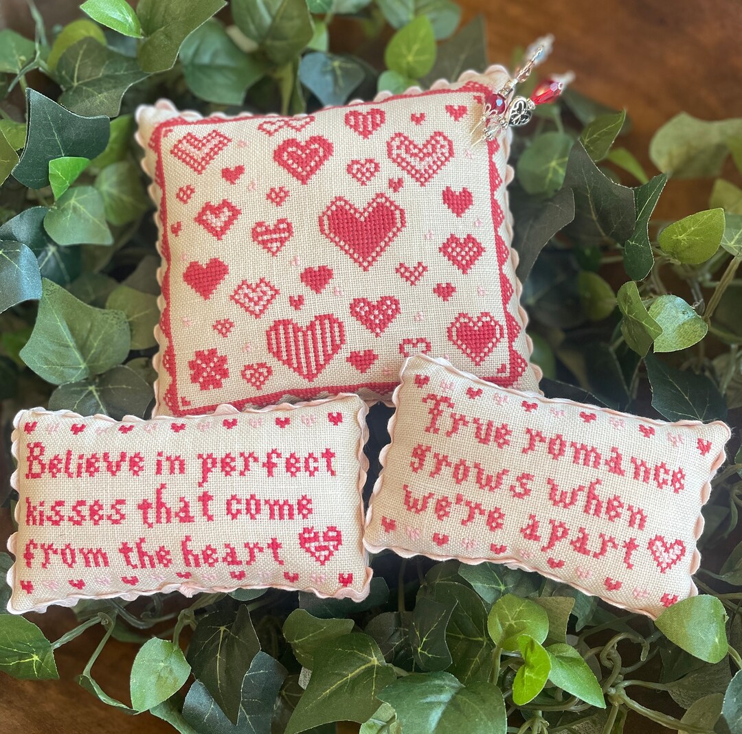 Perfect Kisses Cross Stitch Pattern - Valentine's Day Collection (PAPER ...
