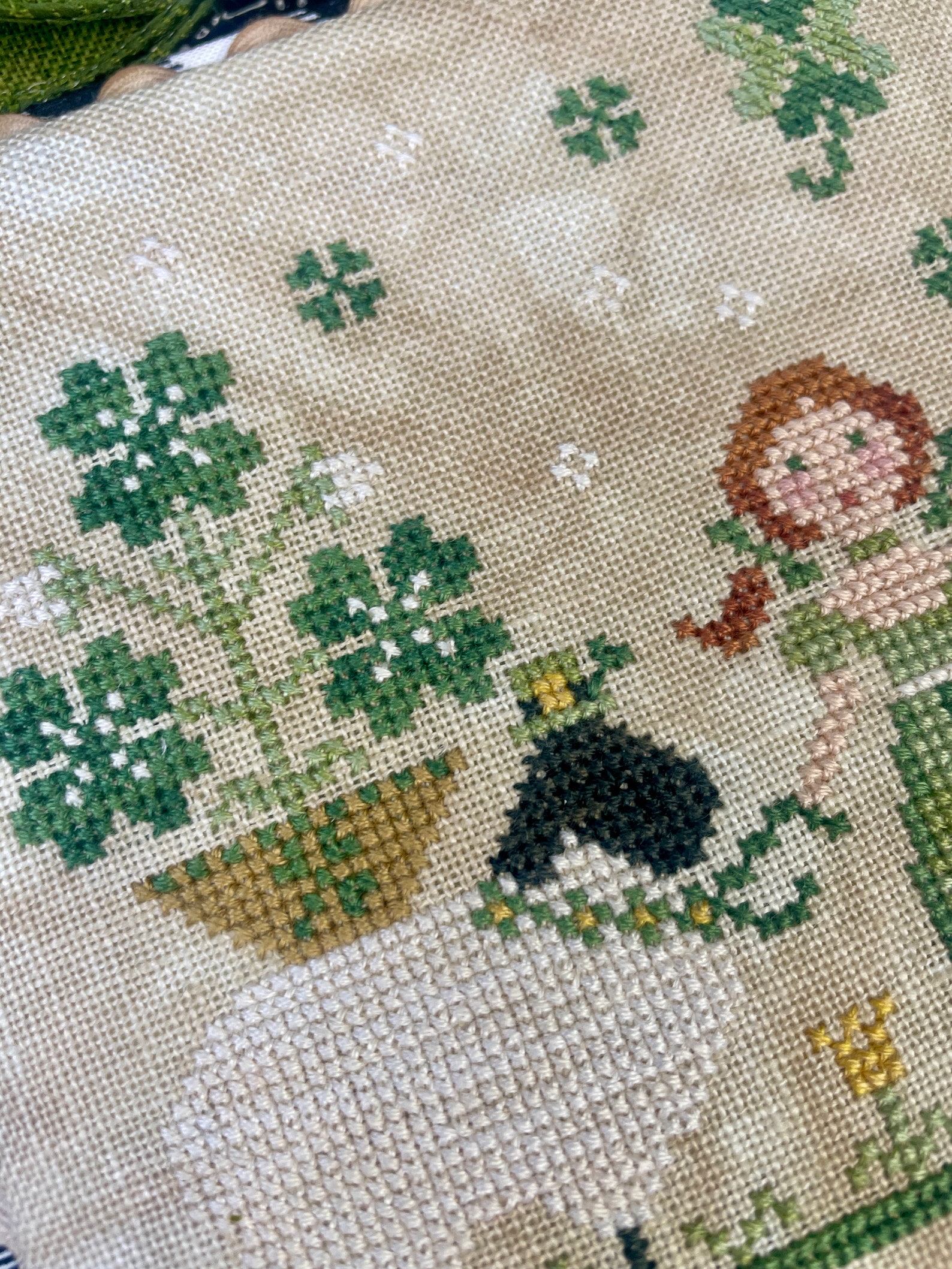 Lucky Ewe - Celebrate Ewe Series - the Proper Stitcher - PDF Download ...