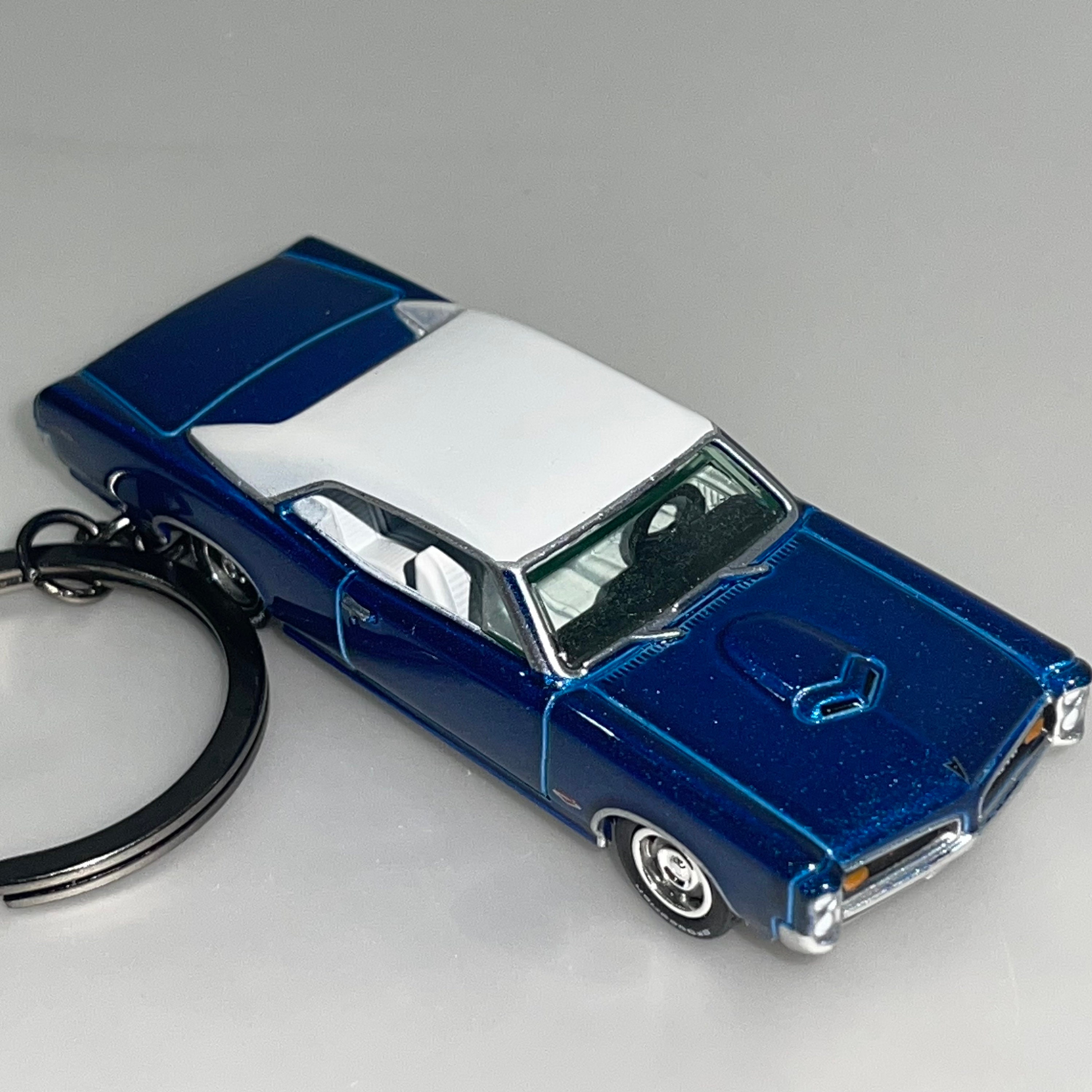 Pontiac GTO Keychain, Diecast Car Keychain - Etsy
