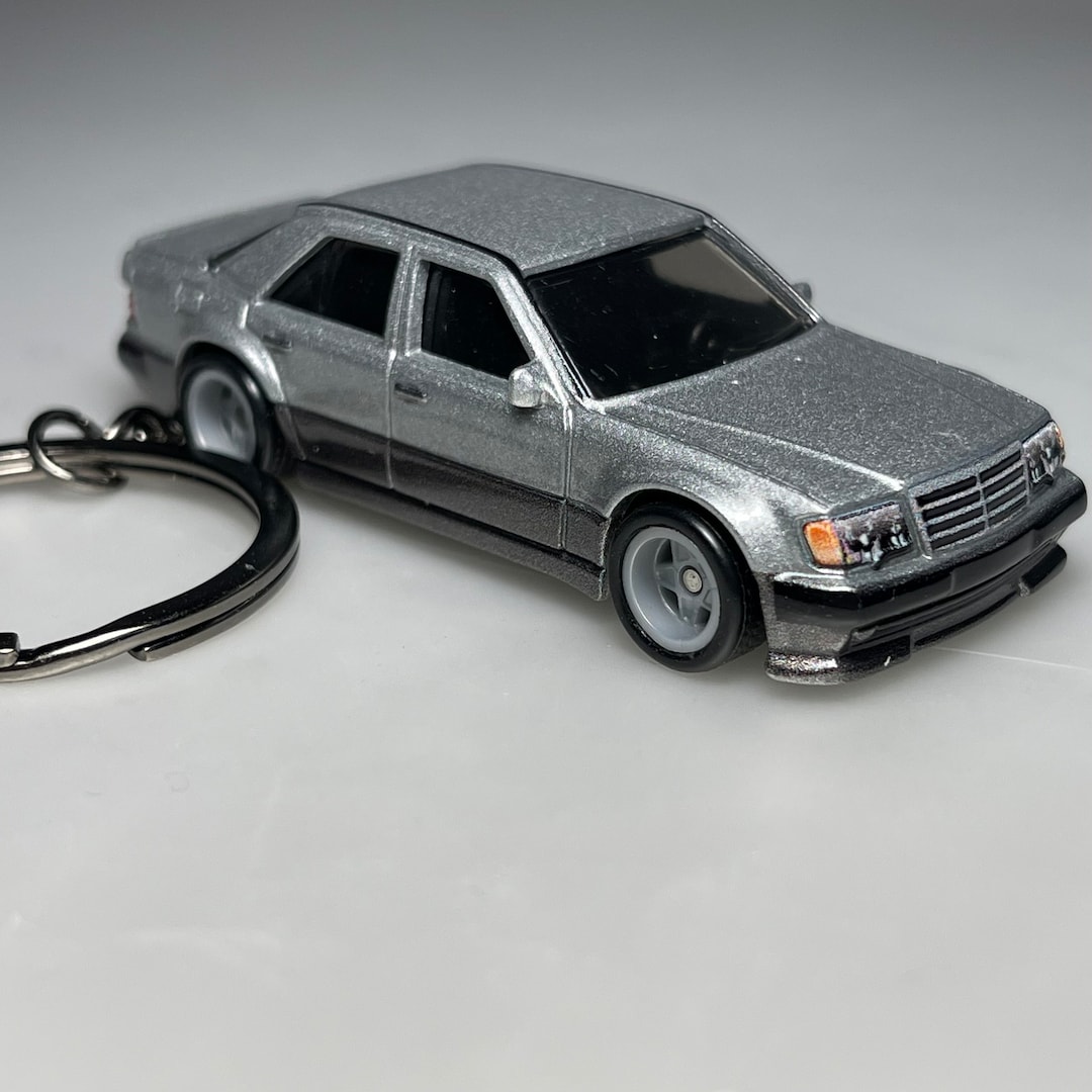 Mercedes Benz 500E Keychain, Diecast Car Keychain - Etsy