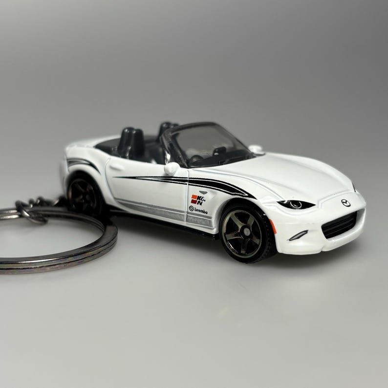 Mazda MX-5 Miata Keychain, Diecast Car Keychain - Etsy