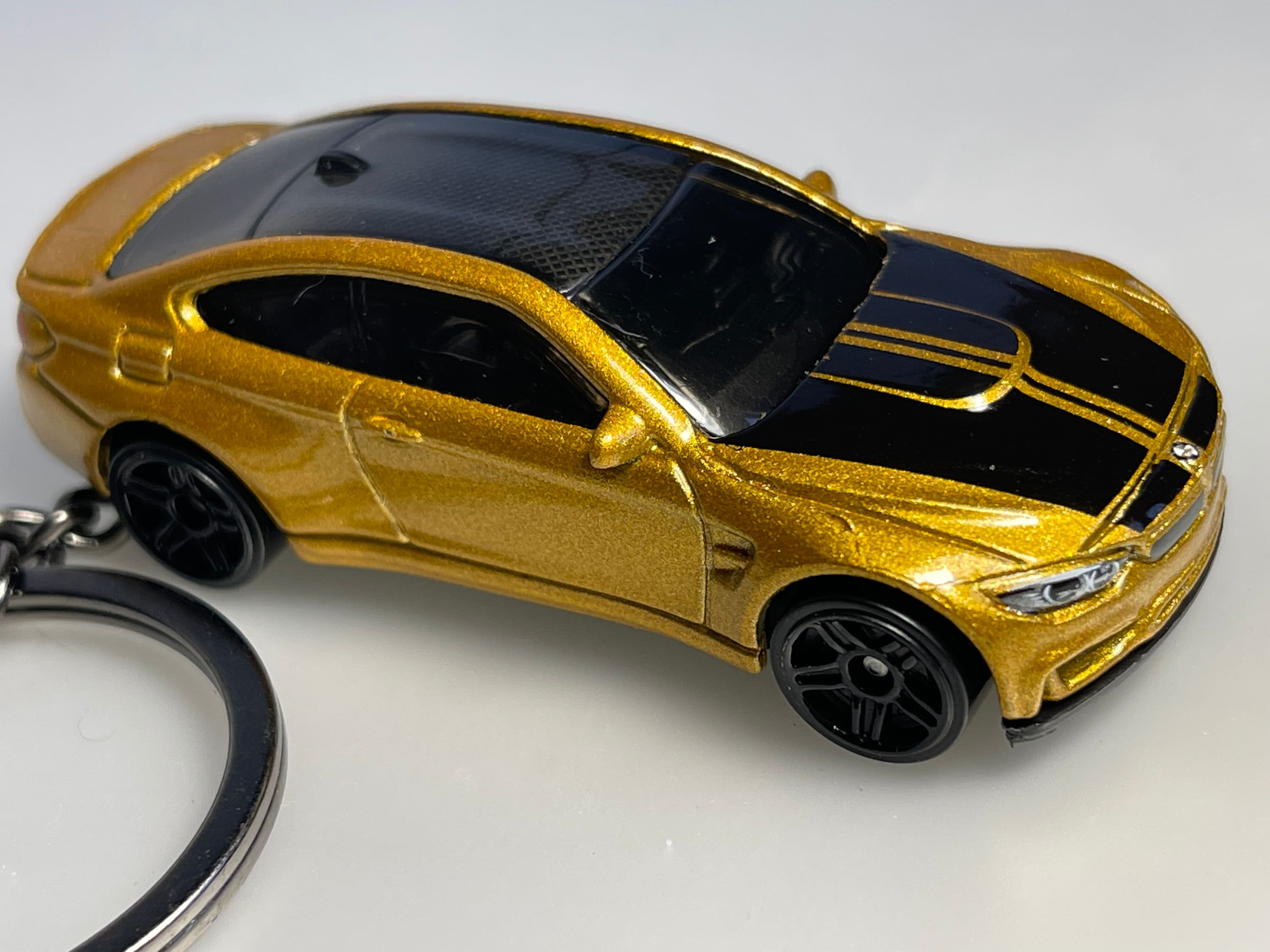 BMW M4 Keychain, Diecast Car Keychain - Etsy