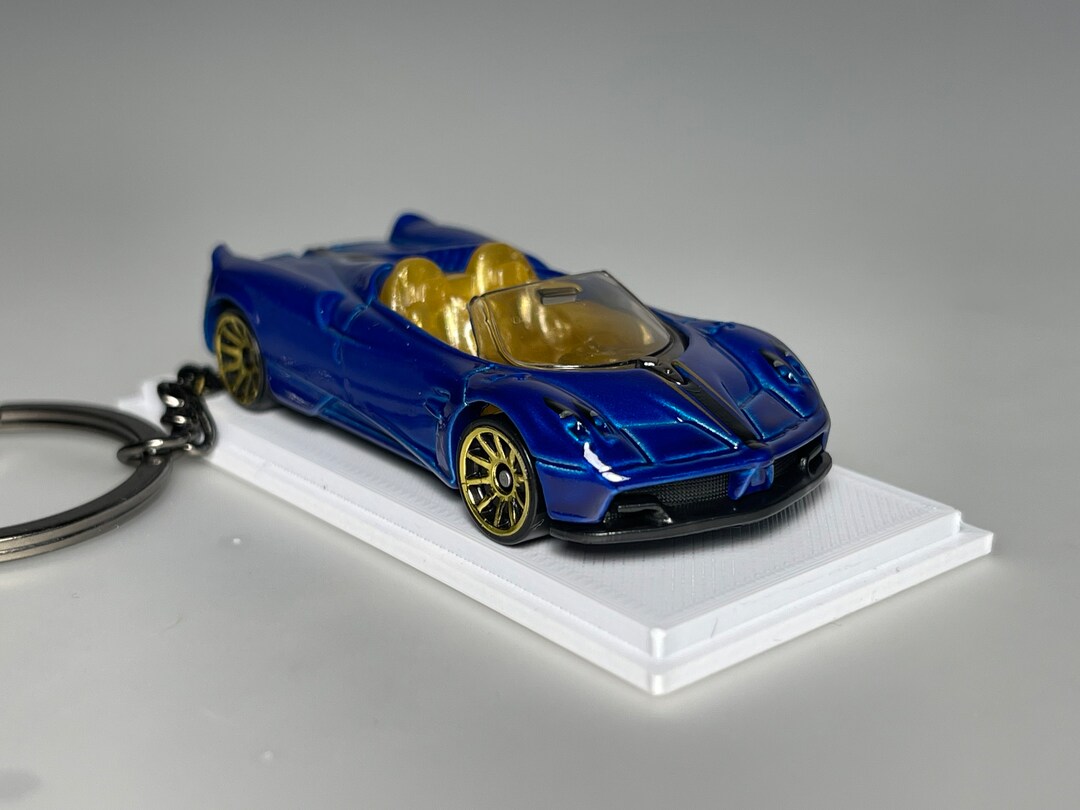 Pagani Huyara Roadster Keychain, Diecast Car Keychain - Etsy