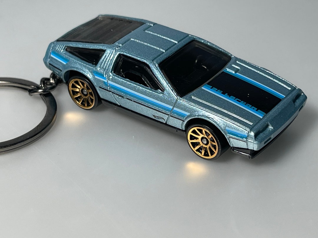 DMC Delorean Keychain, Diecast Car Keychain - Etsy