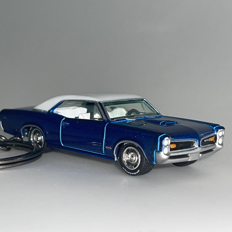 Pontiac GTO Keychain, Diecast Car Keychain - Etsy