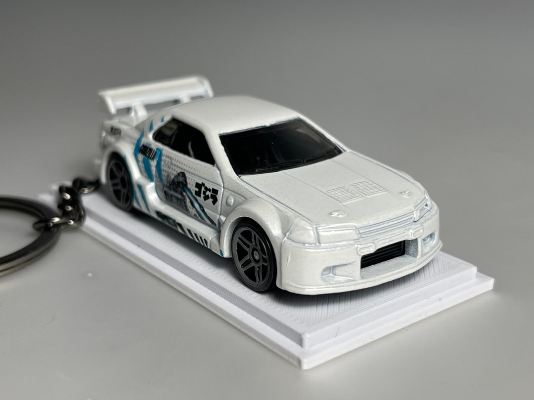 Nissan Skyline GT-R R32 Keychain, Diecast Car Keychain - Etsy