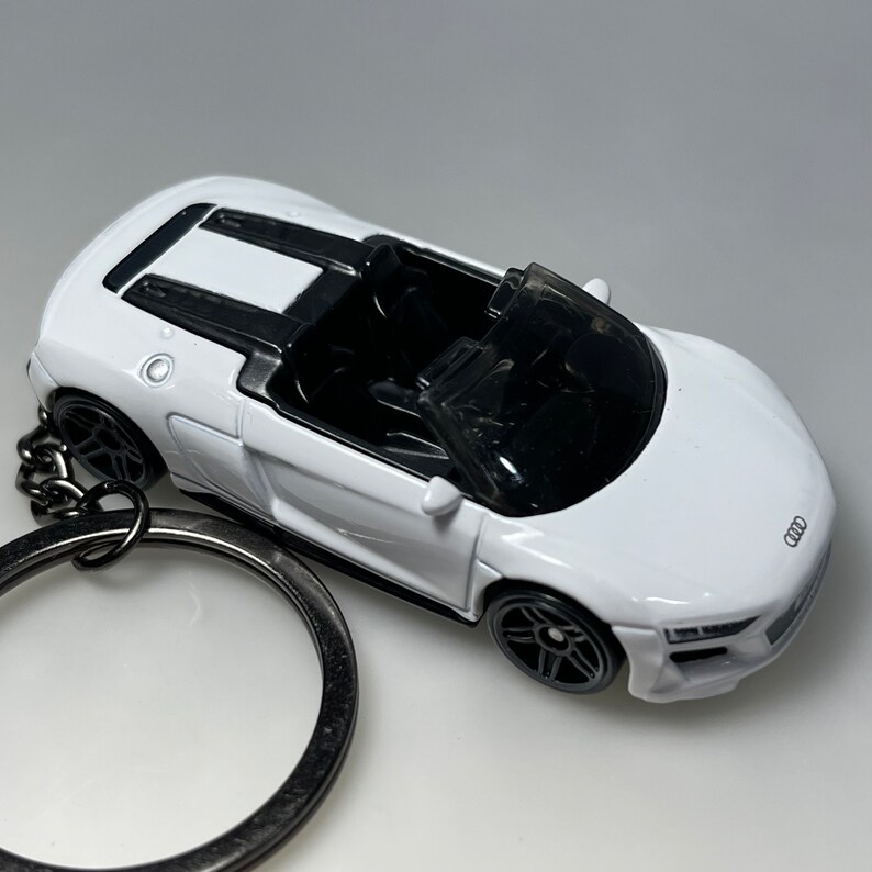 Audi R8 Spyder Keychain, Diecast Car Keychain - Etsy