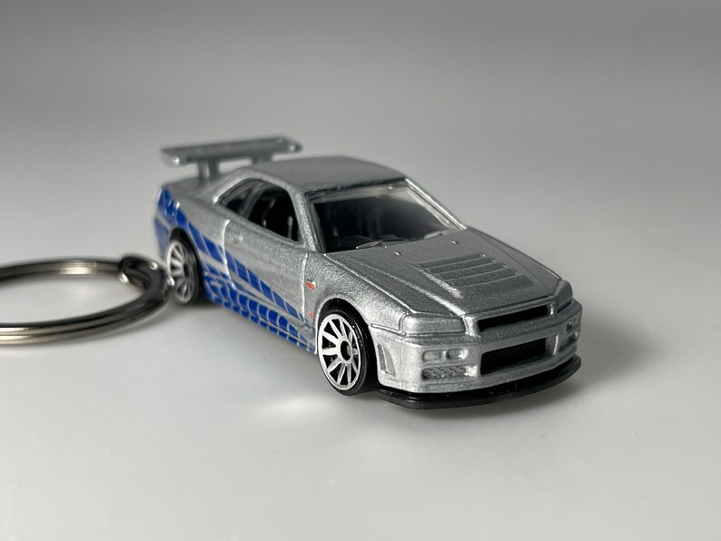 Nissan Skyline GT-R R34 Keychain, Diecast Car Keychain - Etsy