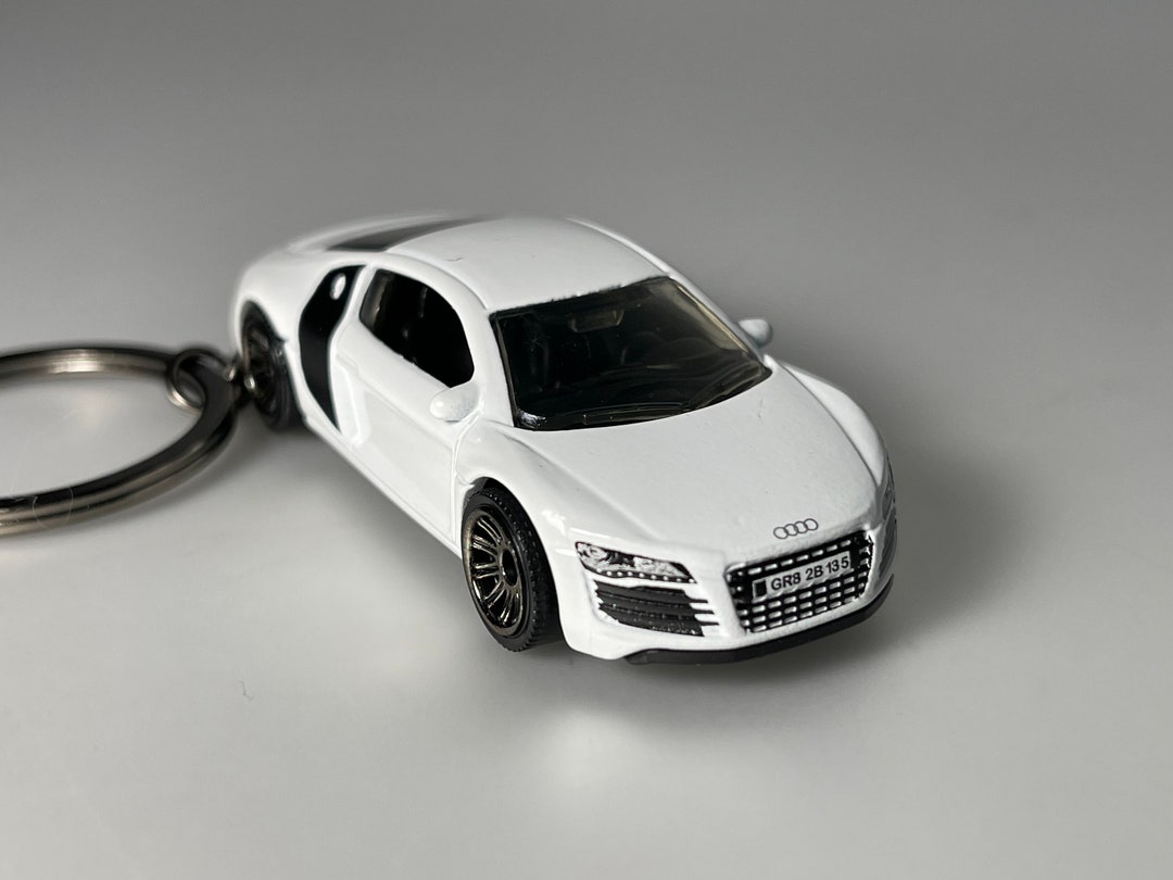 Audi R8 Keychain, Diecast Car Keychain - Etsy