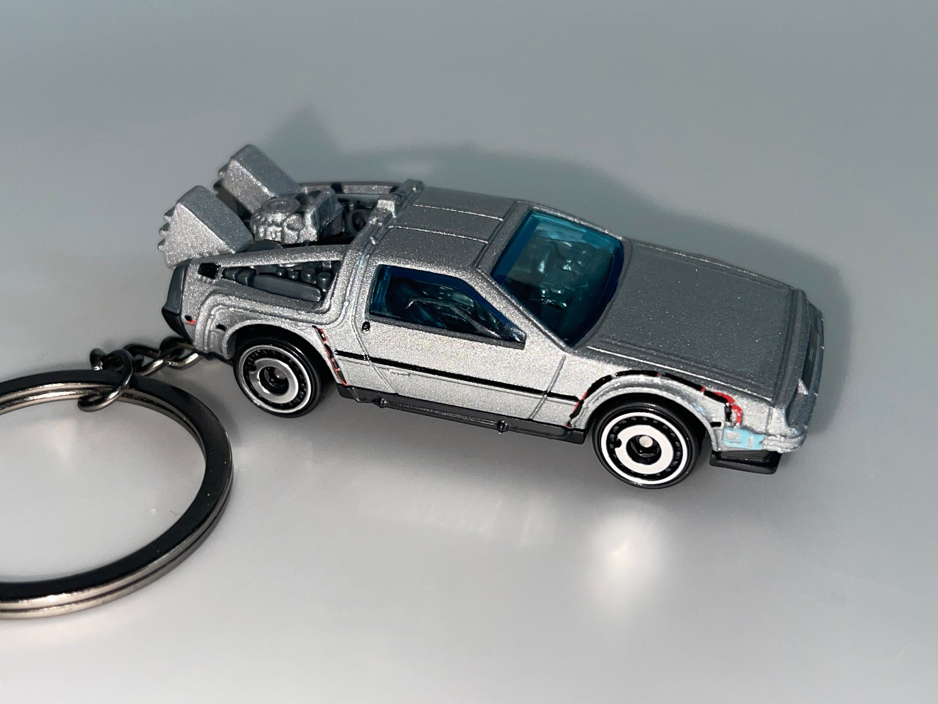 Dolorean Back to the Future Keychain, Diecast Car Keychain - Etsy