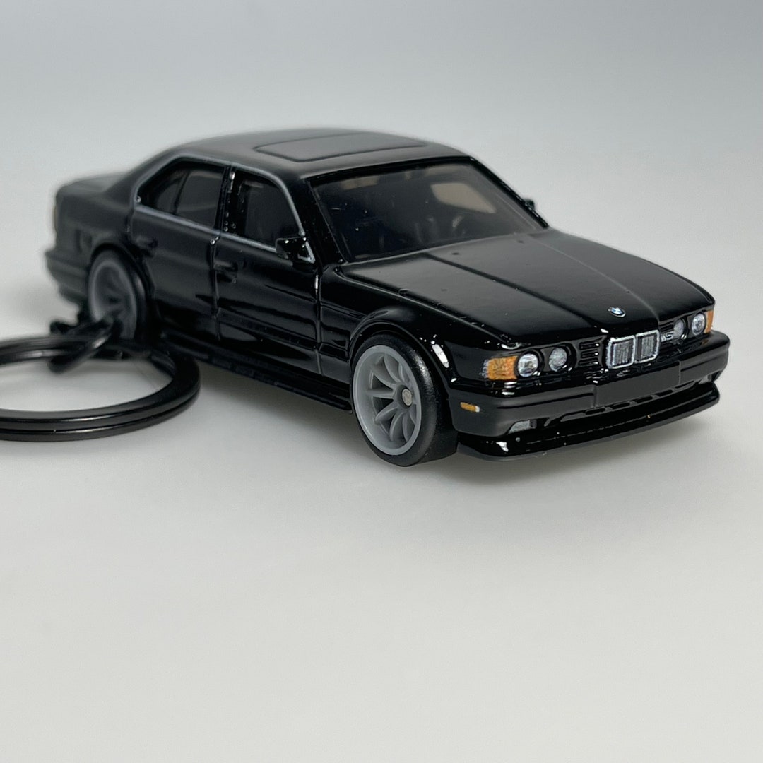 BMW M5 Keychain, Diecast Car Keychain - Etsy