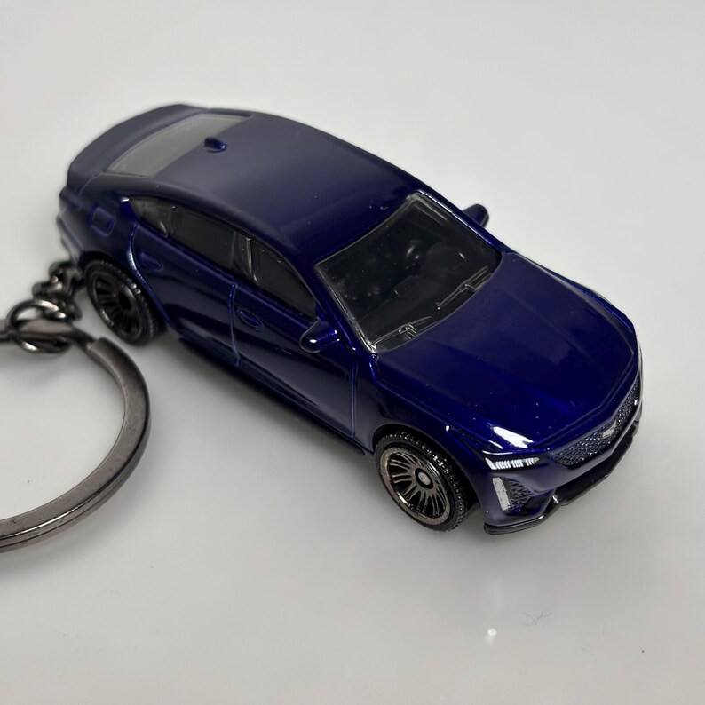 Cadillac CT5-V Blackwing Keychain, Diecast Car Keychain - Etsy