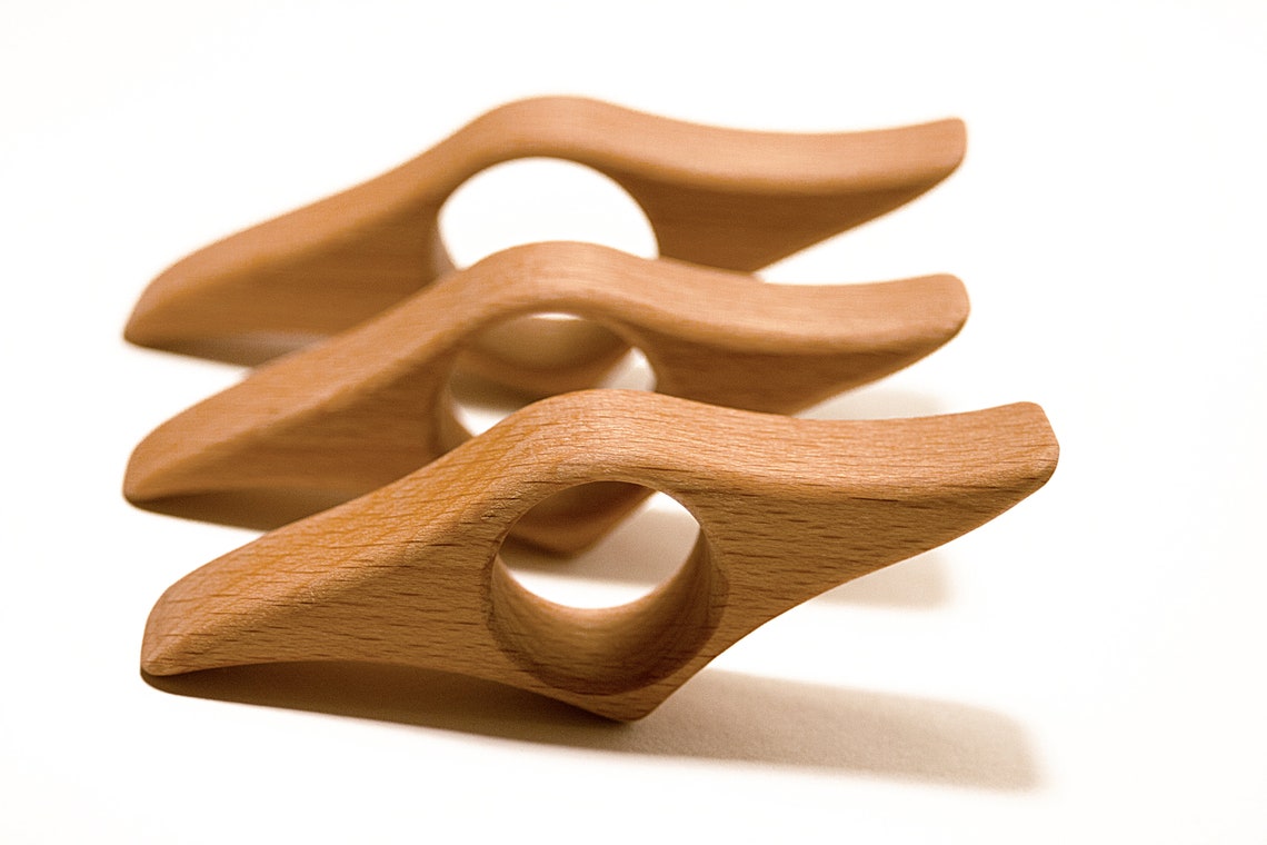 Buch-Seitenhalter aus Holz Made in Berlin Thumb Thing Wood, Lesezubehör ...