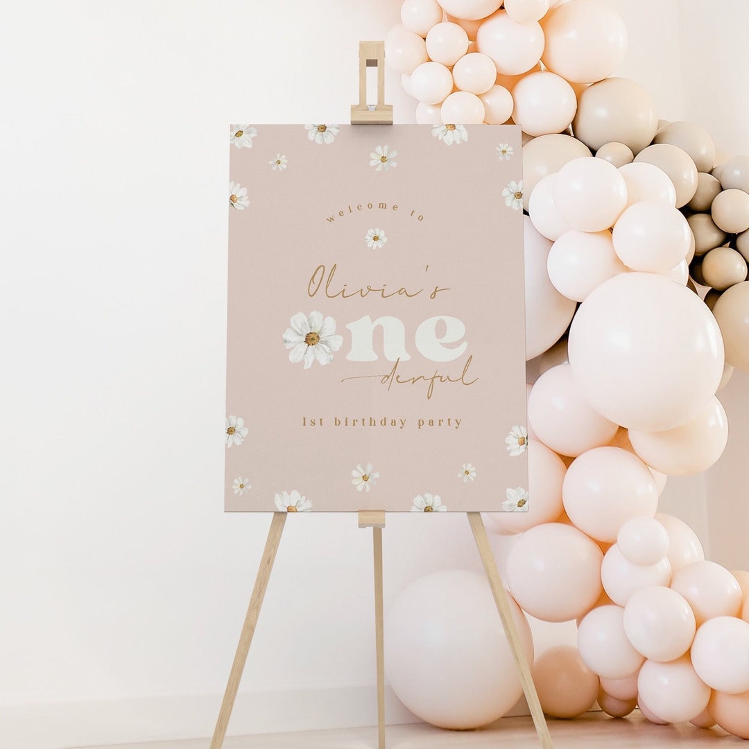 Daisy Birthday Welcome Sign Retro Daisy Sign Onederful First Birthday ...