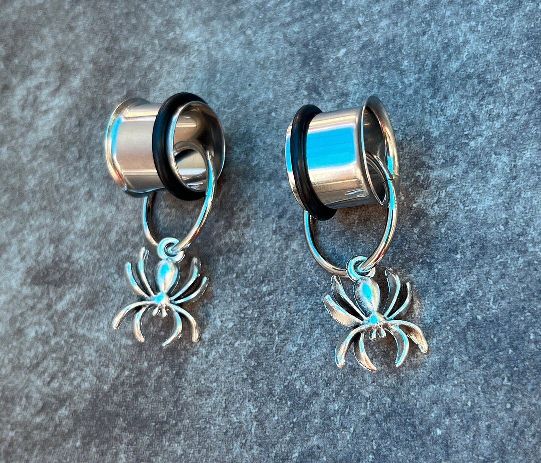 Spider Skull Bug Plug Hoops – 4g 2g 0g 00g 7/16 1/2 9/16 5/8 3/4 7/8 1 ...