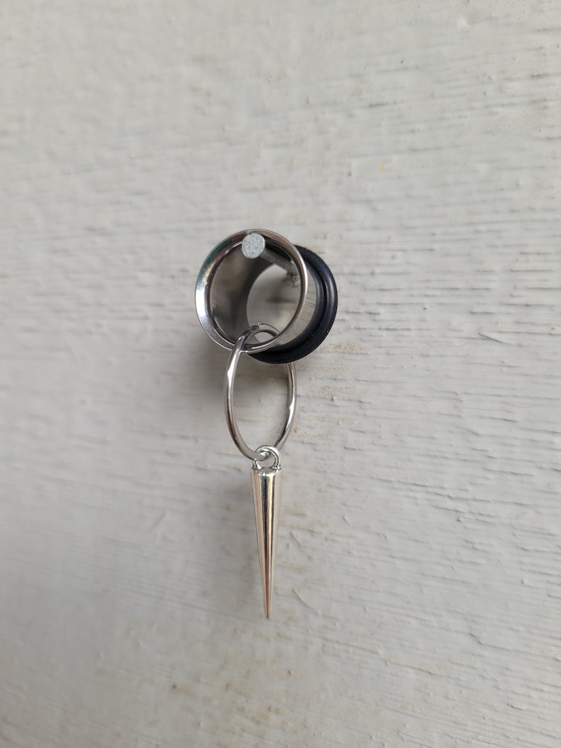 Goth Spike Plug Hoop Gauges Tunnels Ear Earrings Dangle 4g 2g 0g 00g 7/ ...