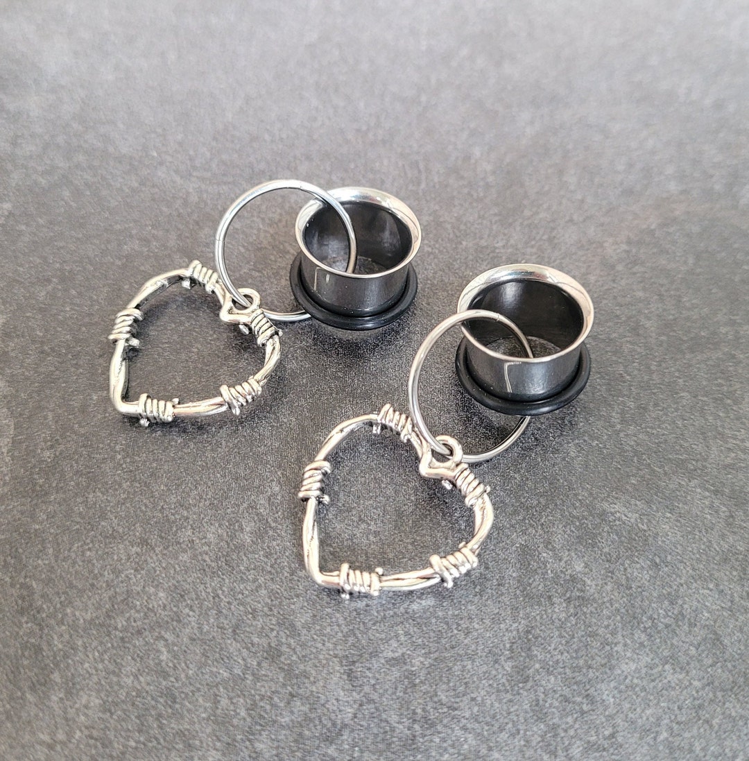 Barbed Wire Heart Plug Hoop Gauges Tunnels Ear Earrings Dangle Girly 4g ...