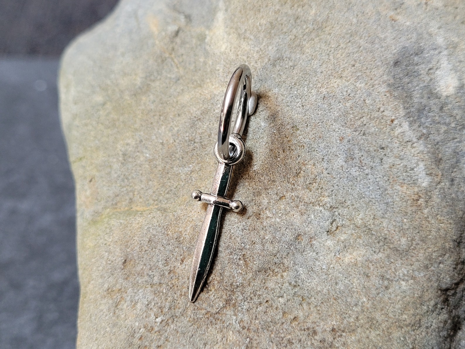 14g 16g Belly Ring Hoop Knife Dagger Goth Silver Tiny Clicker Sword ...