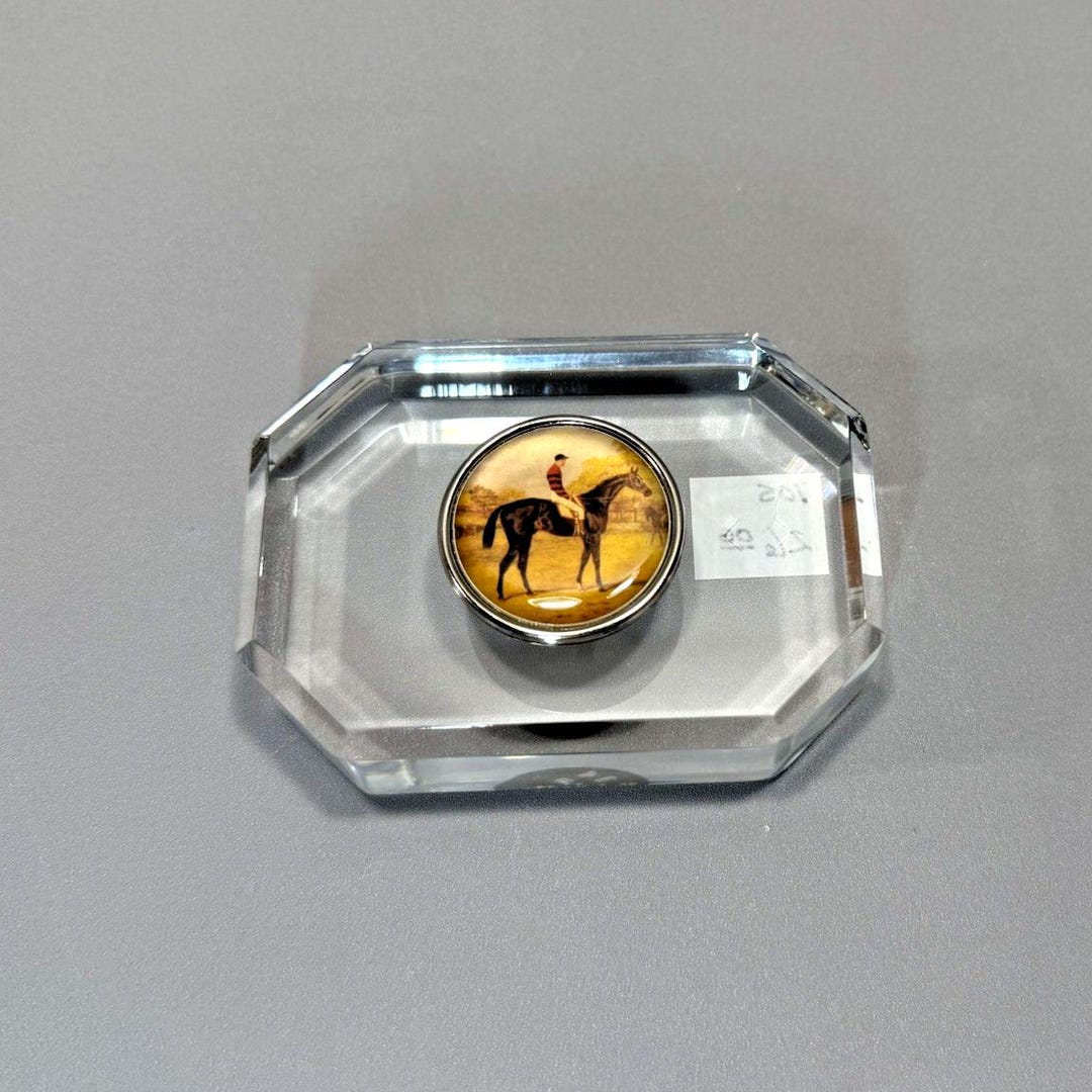 Paperweight With Center Medallion Art of the Racehorse Iroquois - Etsy