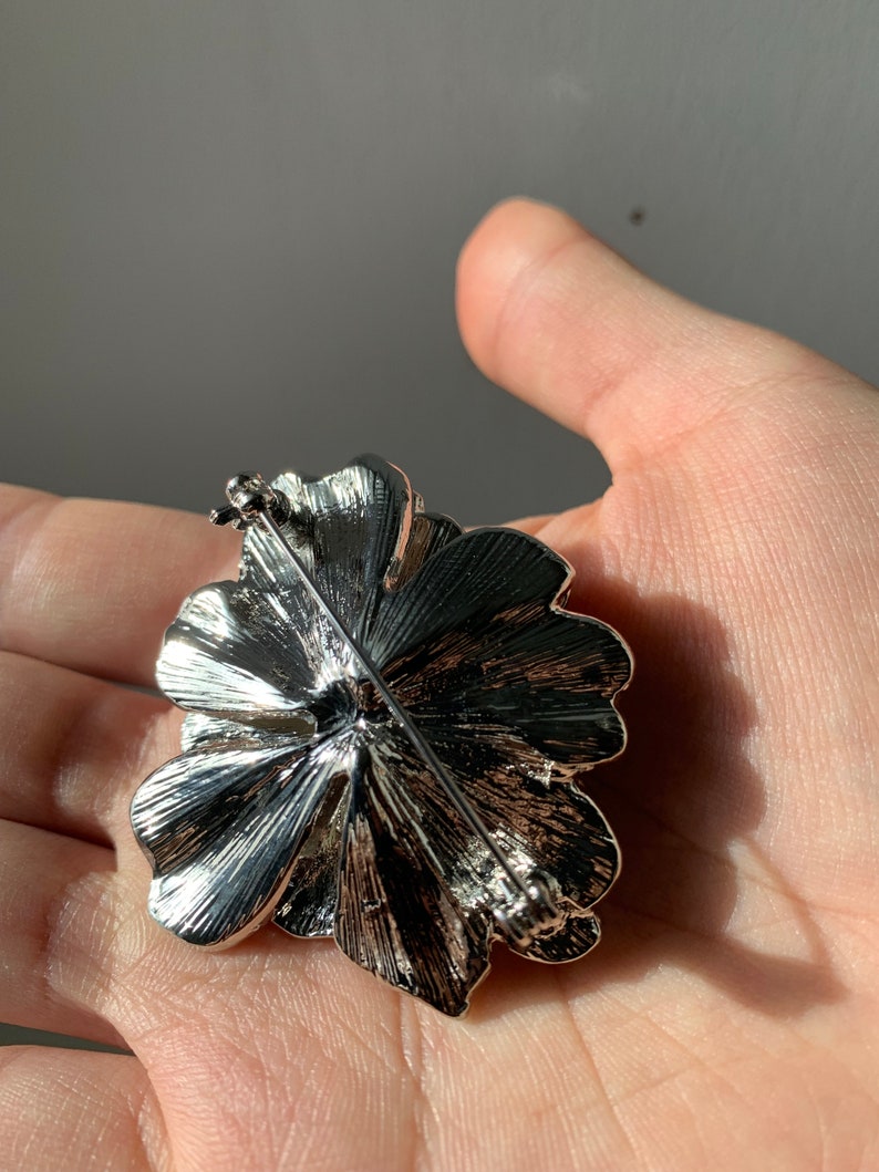 Fragrant Mountain Tea Flower Chest Pin Women High-end Luxury Flower ...