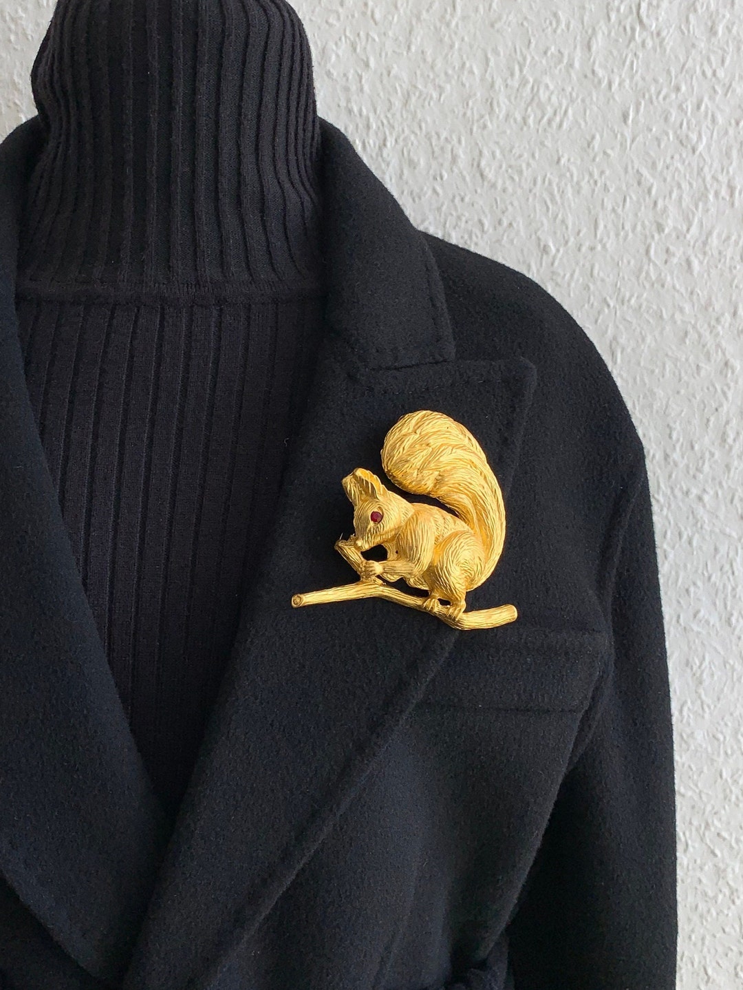 Vintage Baroque Women Men Palace Style Gold Color Squirrel Brooches ...