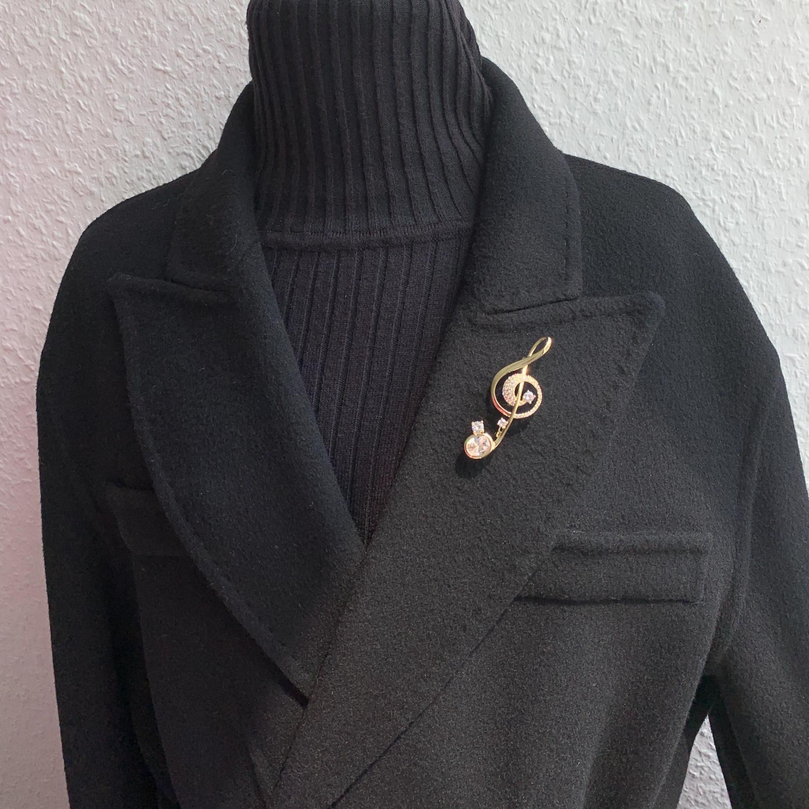 Gold Musical Note Brooch: Treble Clef Pin - Etsy