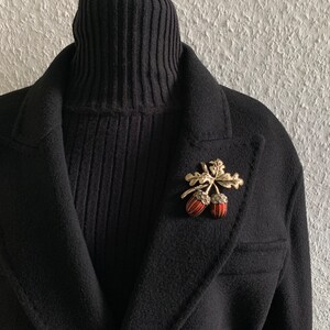 Pine Cones Brooches Enamel Pine Nuts Brooch Simple Ladies Suit ...