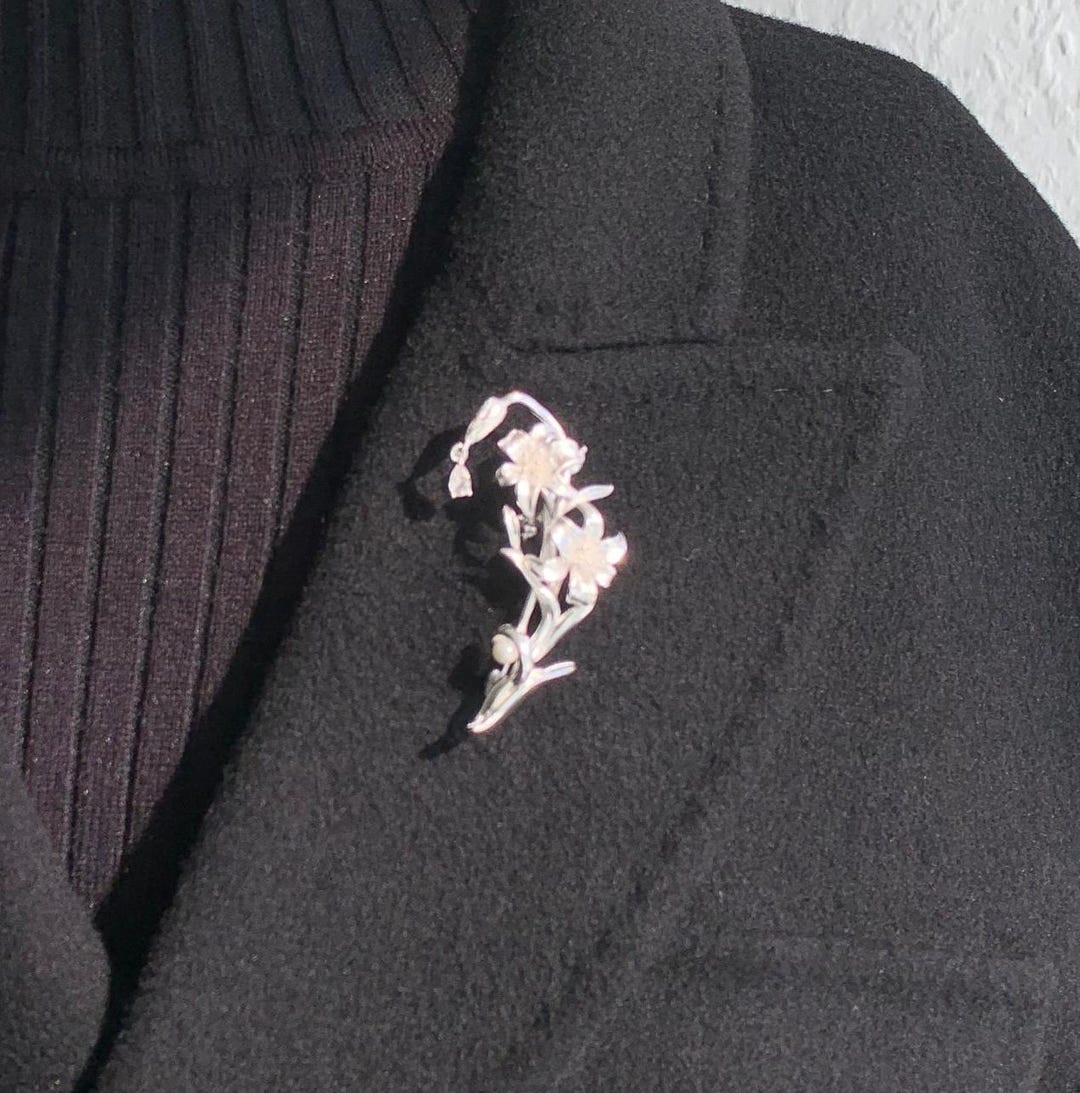 Vintage Retro Silver Style Flower Colour Pin Brooches Pins Delicate ...