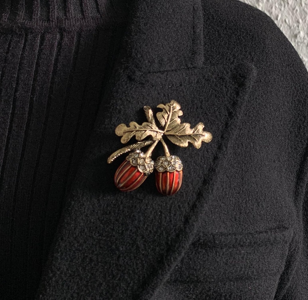 Pine Cones Brooches Enamel Pine Nuts Brooch Simple Ladies Suit ...