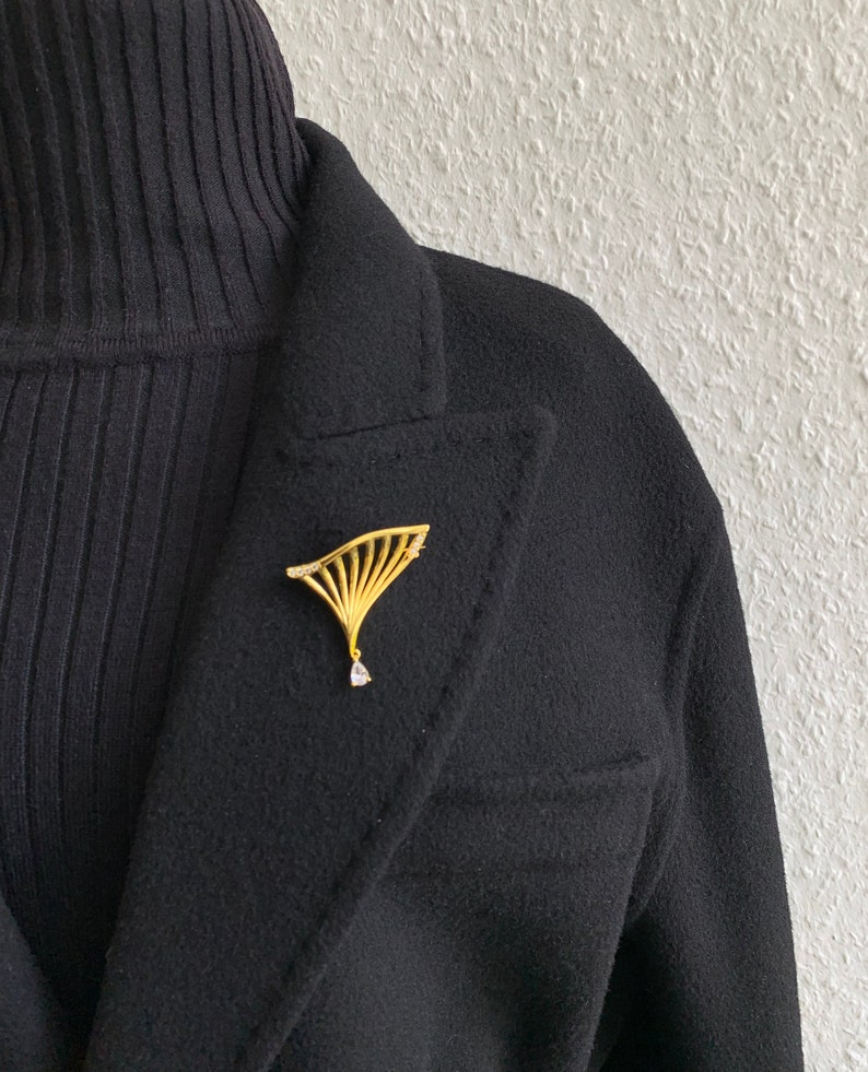 Broches au design unique pour femmes, broches à fleurs pour fête de ...