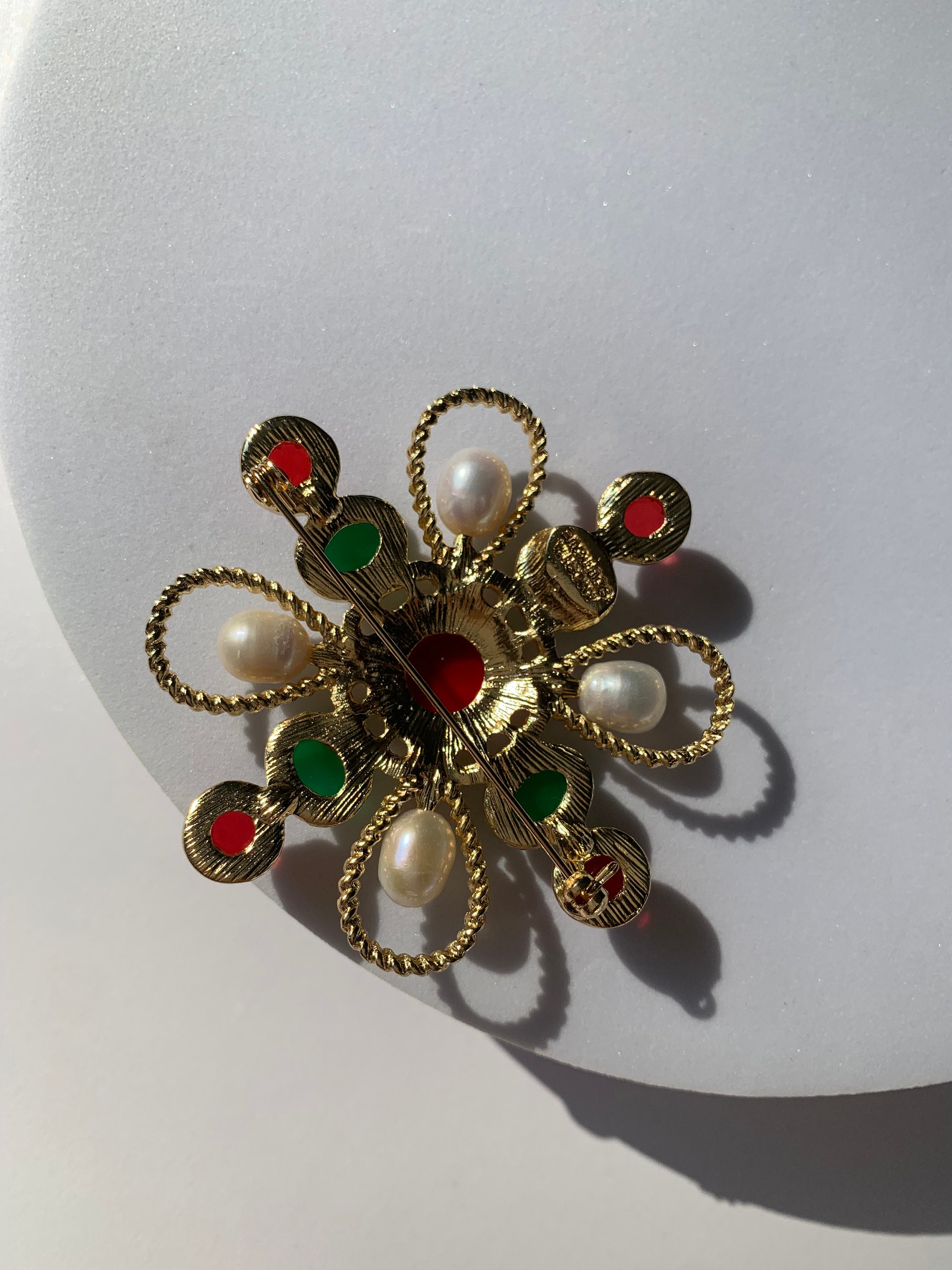 Chest Pin Women Trendy Pearl Chest Flower Different Needle Clothes ...