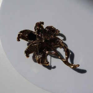 Lily Flower Enamel Pin Women's Pins and Brooches Fashion Brooch ...