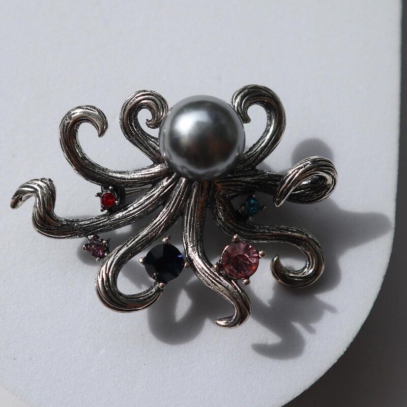Octopus Brooch - Etsy