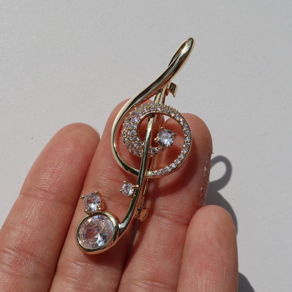 Gold Musical Note Brooch: Treble Clef Pin - Etsy
