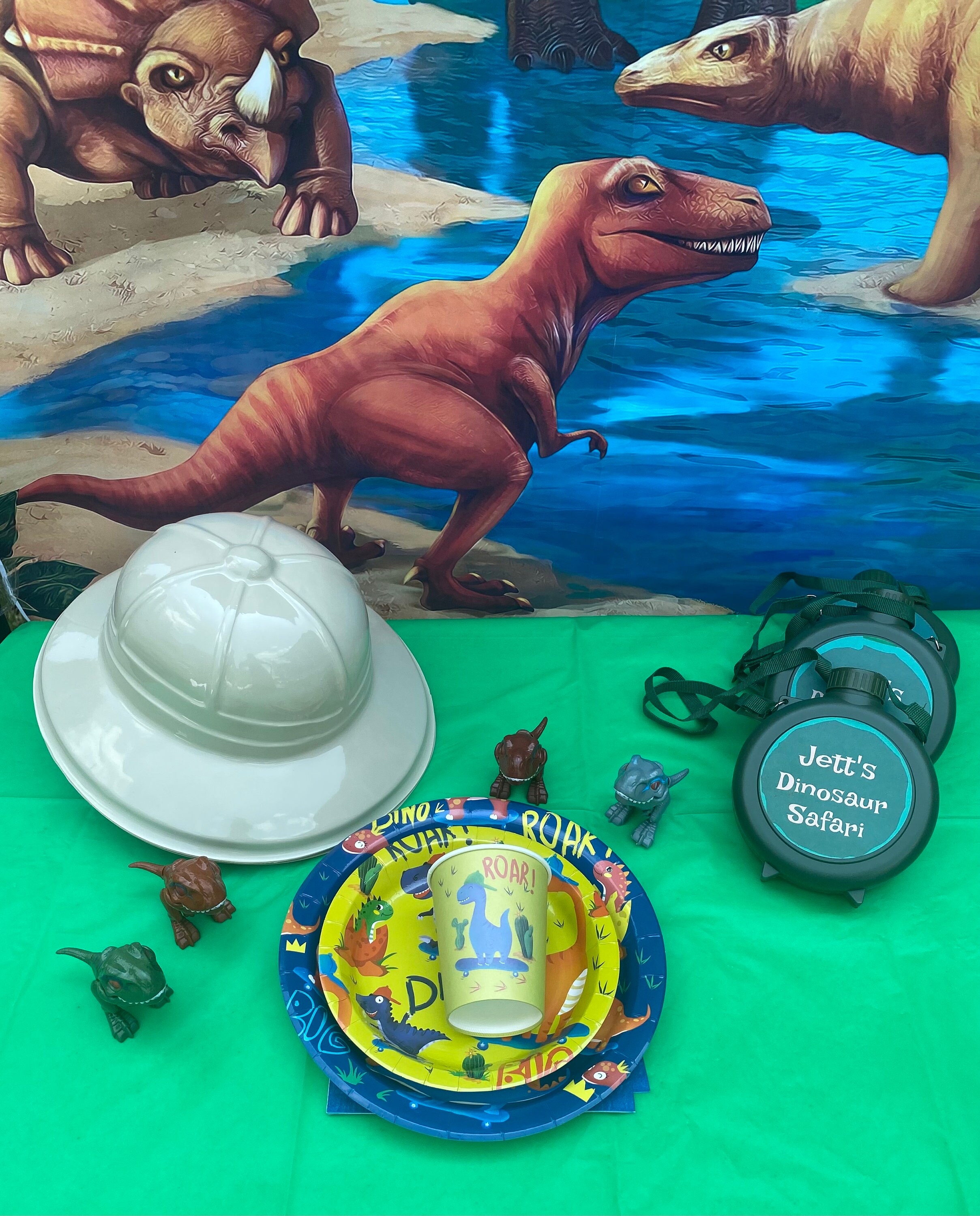 Dinosaur Backdrop - Etsy