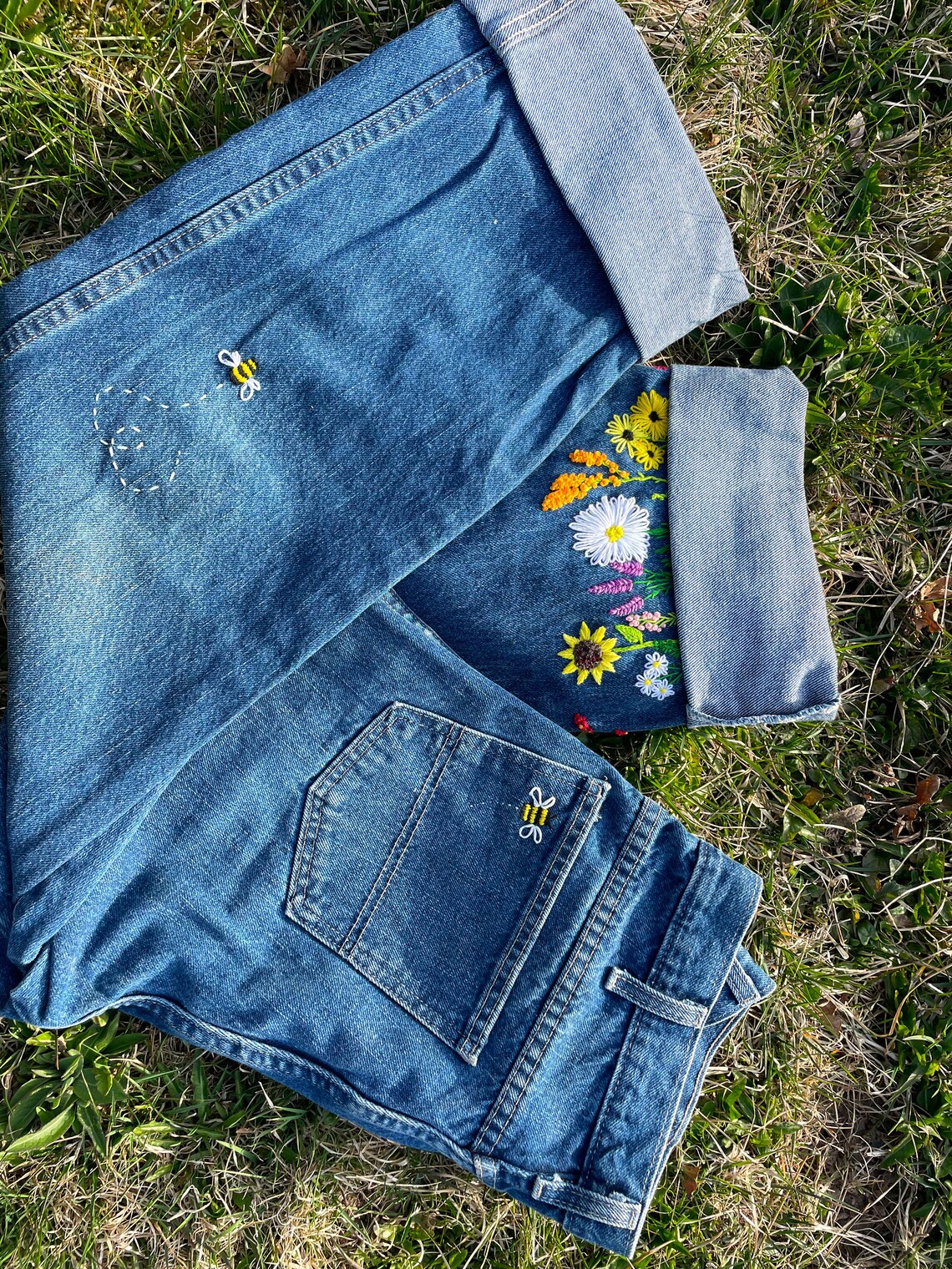 Floral Jeans Hand Embroidered With Bumble Bees - Etsy