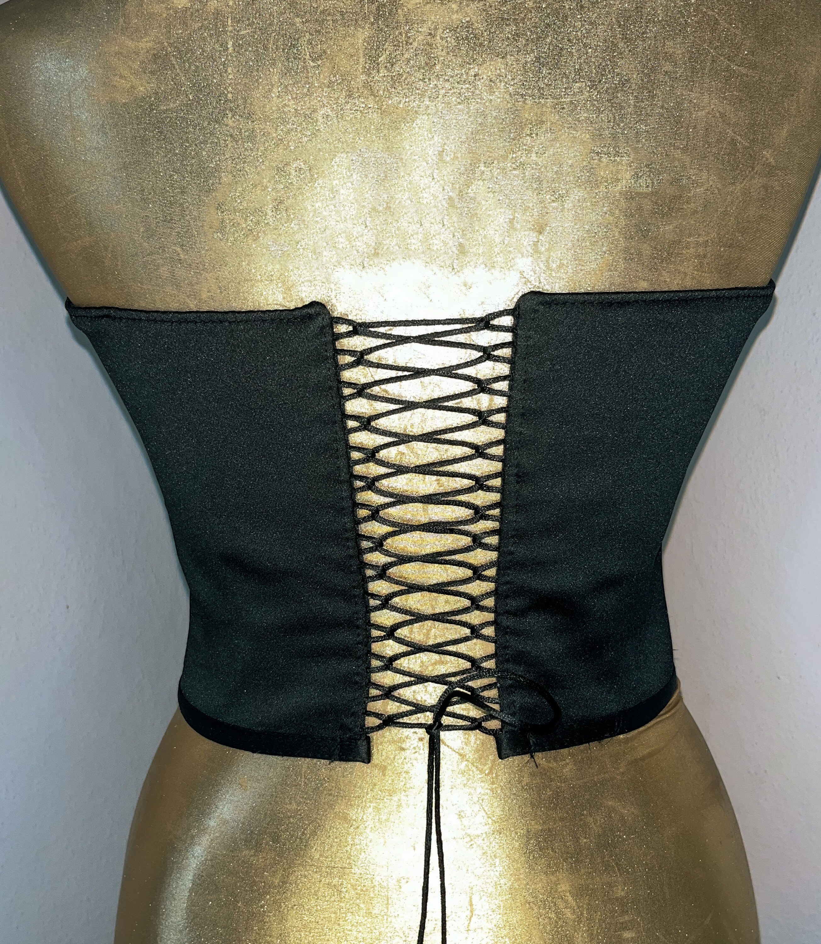 Pearl Embroidered Satin Bustier With Heart Neckline, Siyah Corset Tops ...