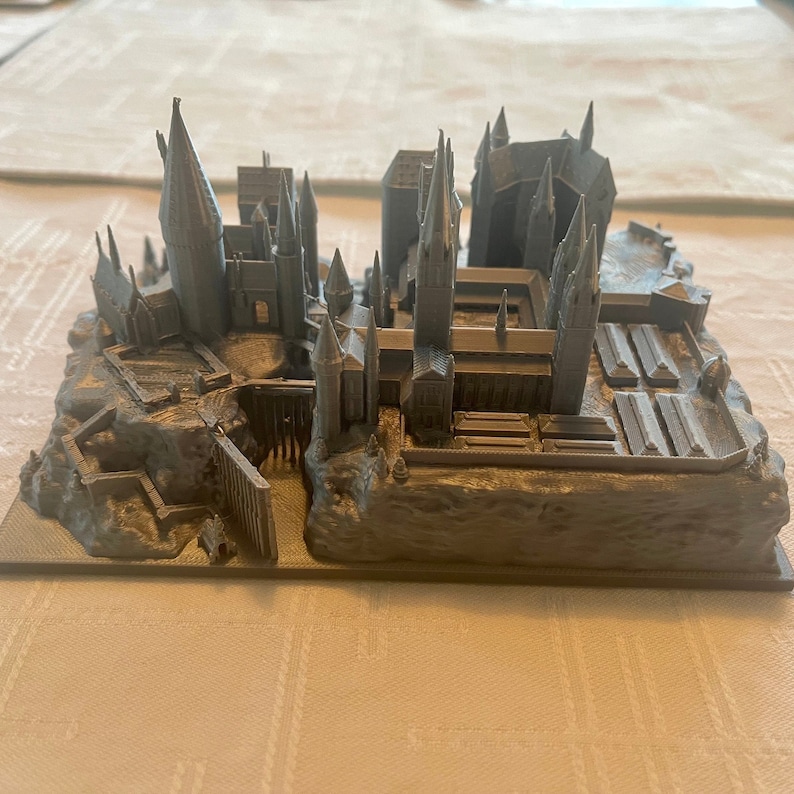 Harry Potter Hogwarts Castle 3D Printed Model | Fantasy Castle Diorama ...