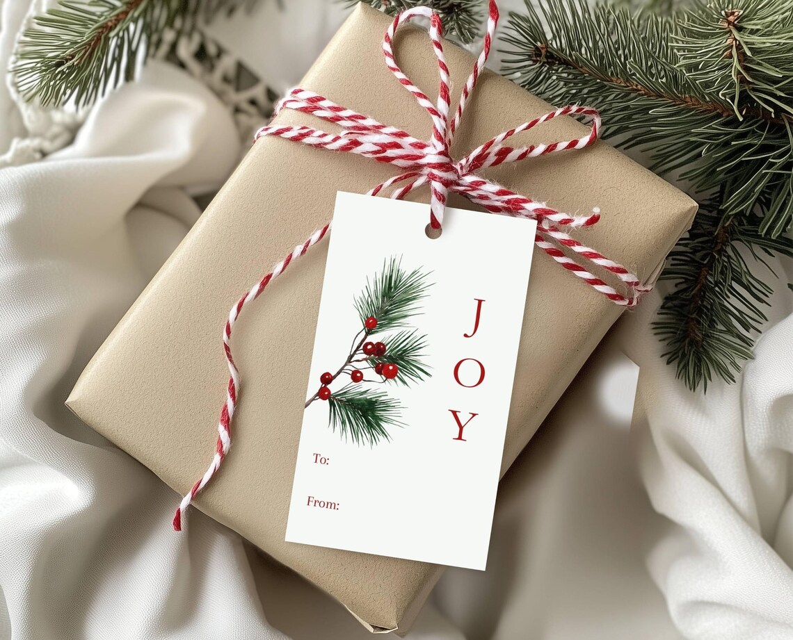 Printable Christmas Tag, to From Gift Tags, Red Berries and Greenery ...