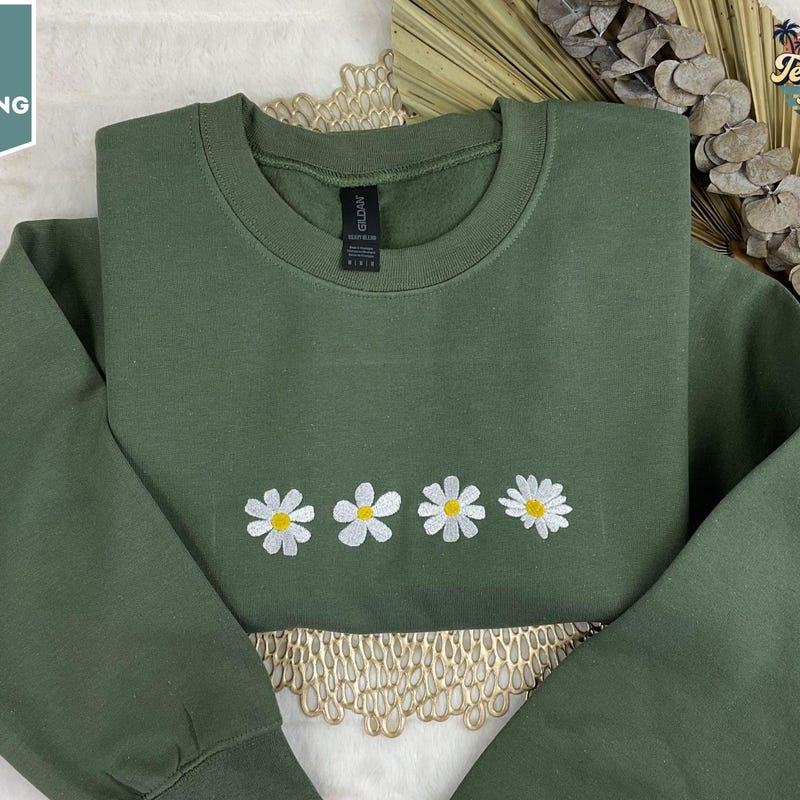 Daisy Embroider Sweatshirt - Etsy UK