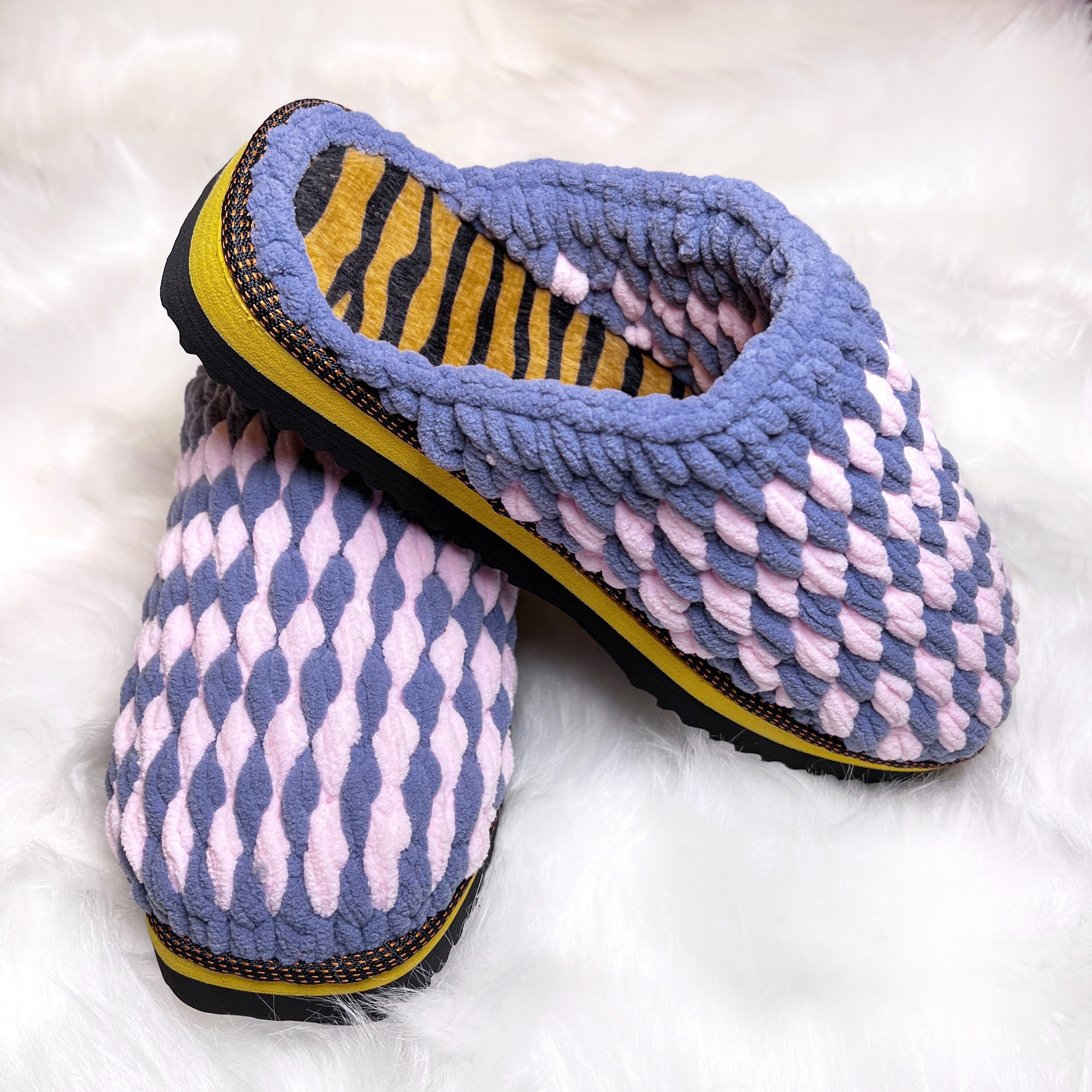 Handmade Gray and Pink Pattern Crochet Slipper Yarn Slippers Warm ...