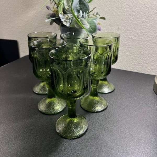 Green Water Goblets - Etsy