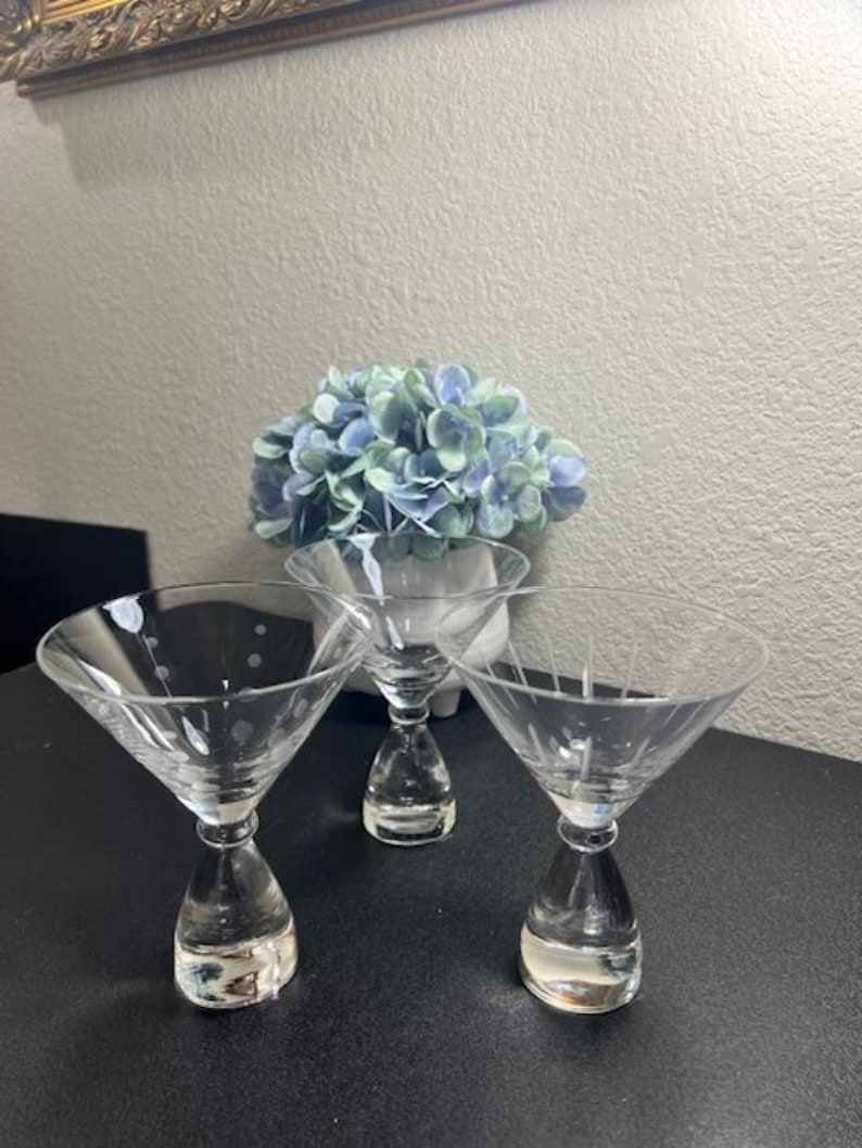 Hand Blown Etched Martini/cocktail Glasses - Etsy