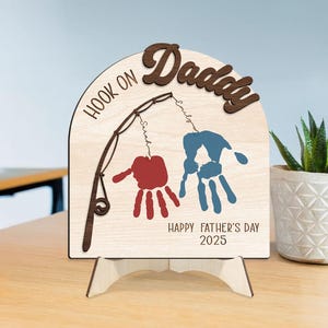 Father's Day Handprint Sign, Hook on Daddy Sign, Fathers Day Gift, DIY ...