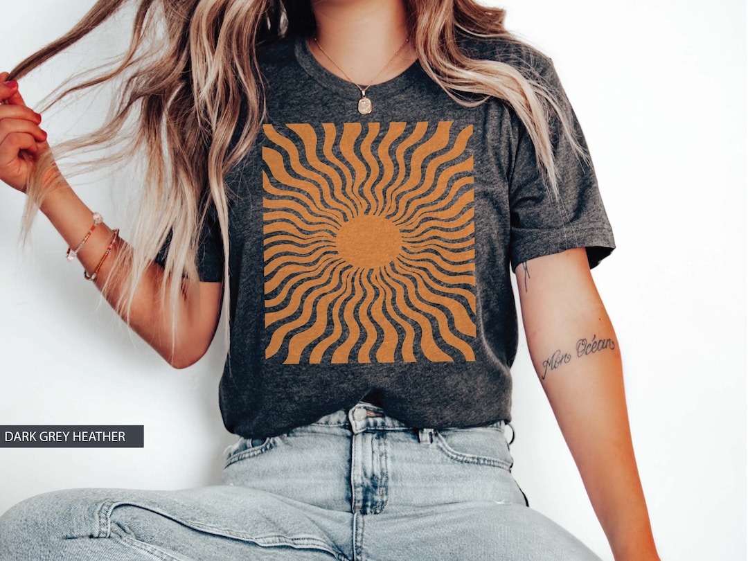 Sun Rays Vintage Inspired Graphic TShirt Boho Print Womens Shirt ...