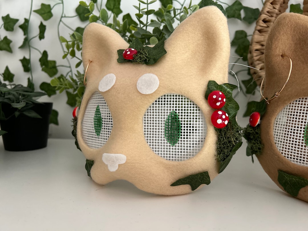 Therian Cat Mask – Ghibli-inspired (white) With Large Anime Eyes ...