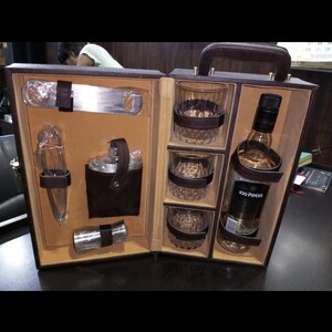 Leatherette Portable Bar Set: Travel Cocktail Kit With Whiskey Glasses ...
