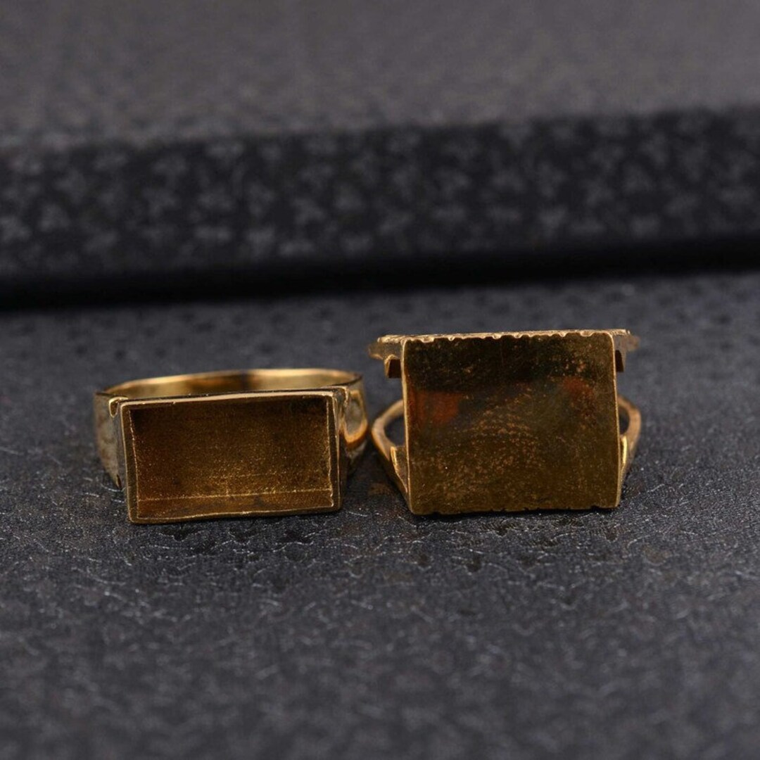 Poison Signet Brass Ring, Gold Secret Compartment Ring, Snuff Ring ...