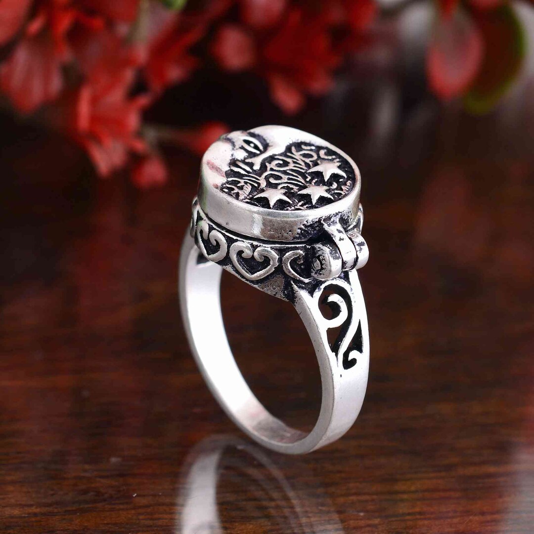 Silver Star Face Poison Ring, Silver Face Ring, Vintage Poison Ring ...