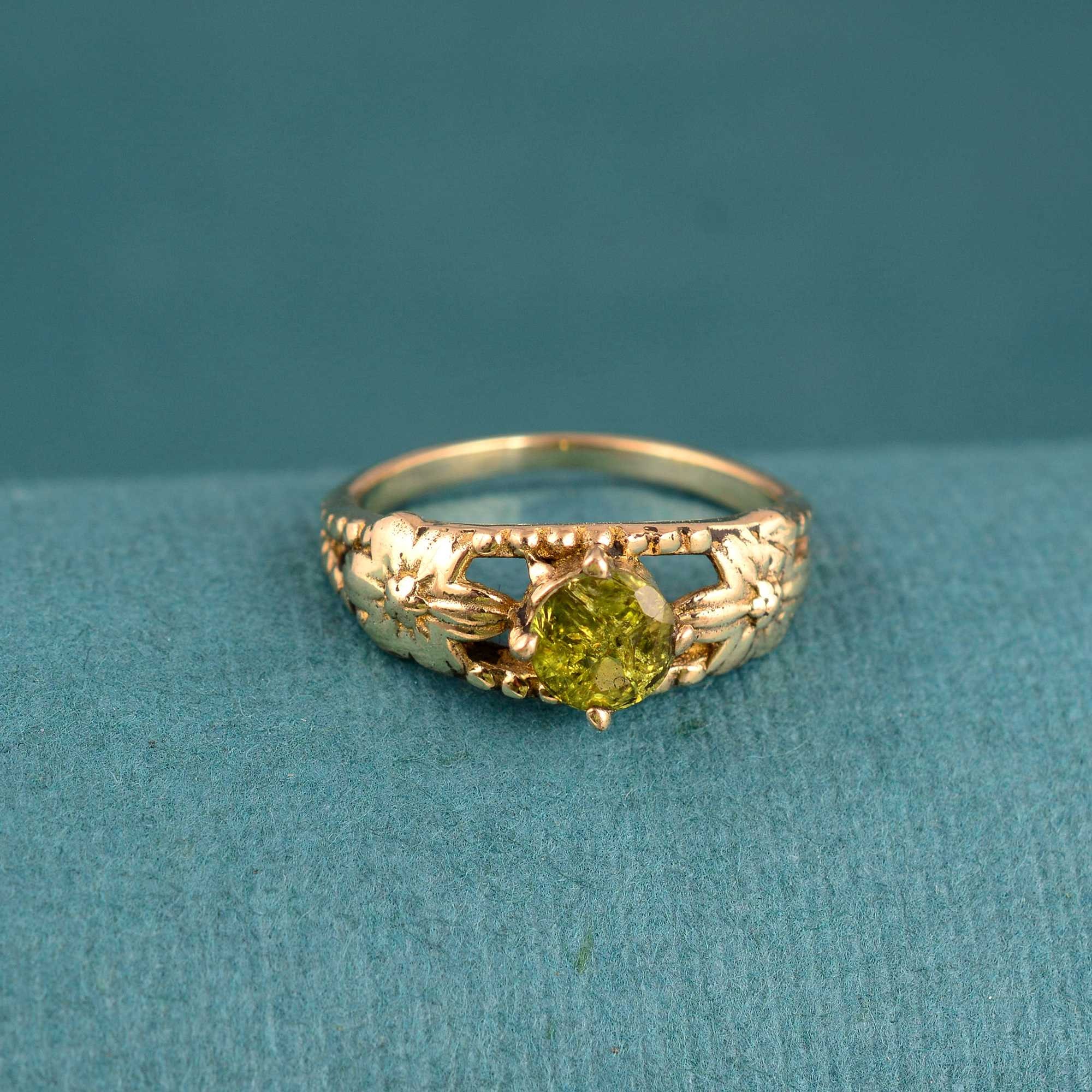 Peridot Flower Ring, Green Peridot Ring, Anniversary Ring, Vintage Ring ...